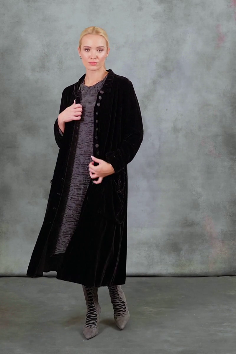 Stylish Long Vintage Violet Silk Velvet Jacket – grizas.com